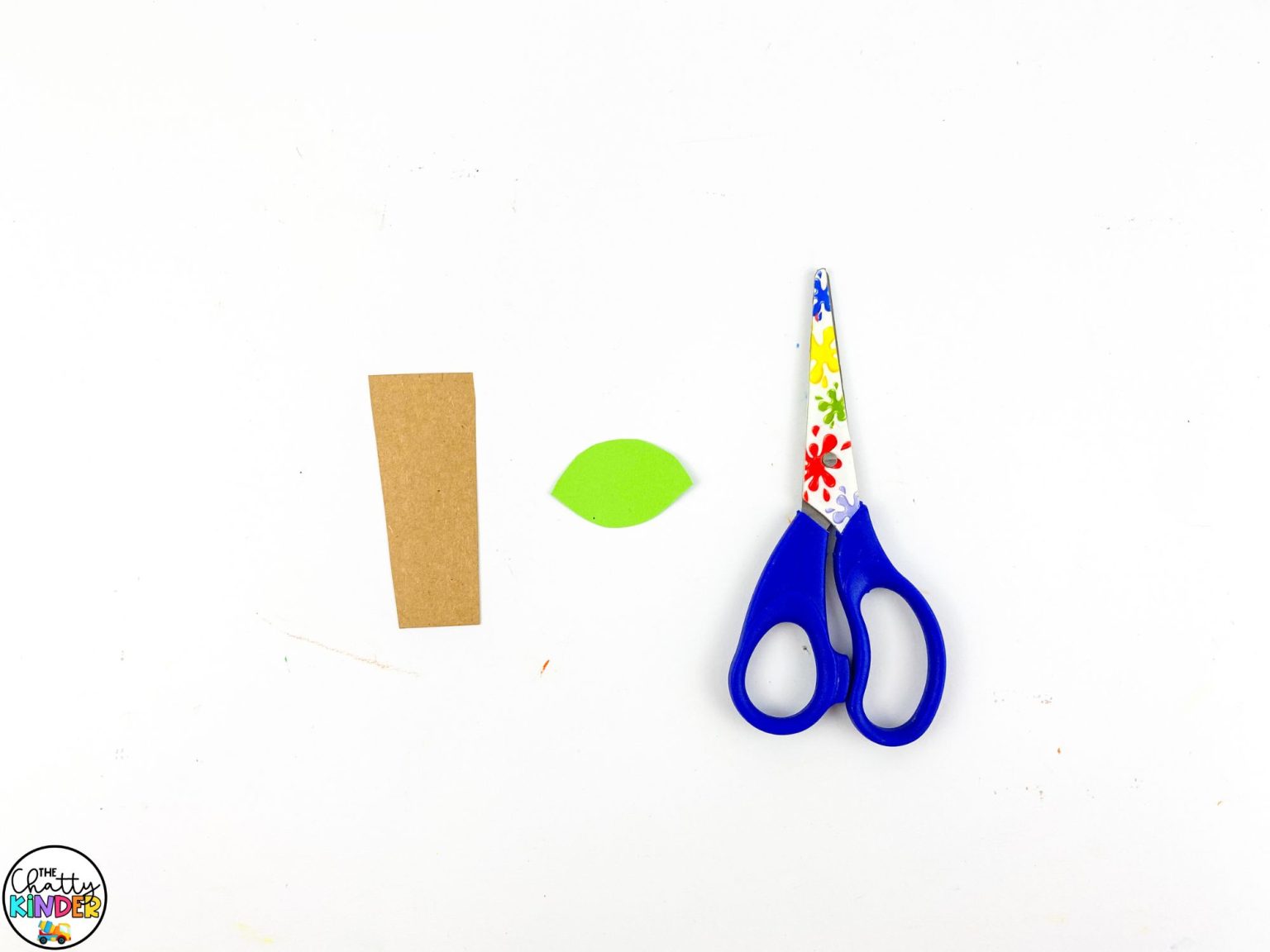 12 Apple Books For Kids and Apple Paper Bag Craft - The Chatty Kinder